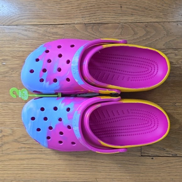 CROCS | Shoes | Croc Brand Mens Pink And Blue Shoes Size 1 | Poshmark
